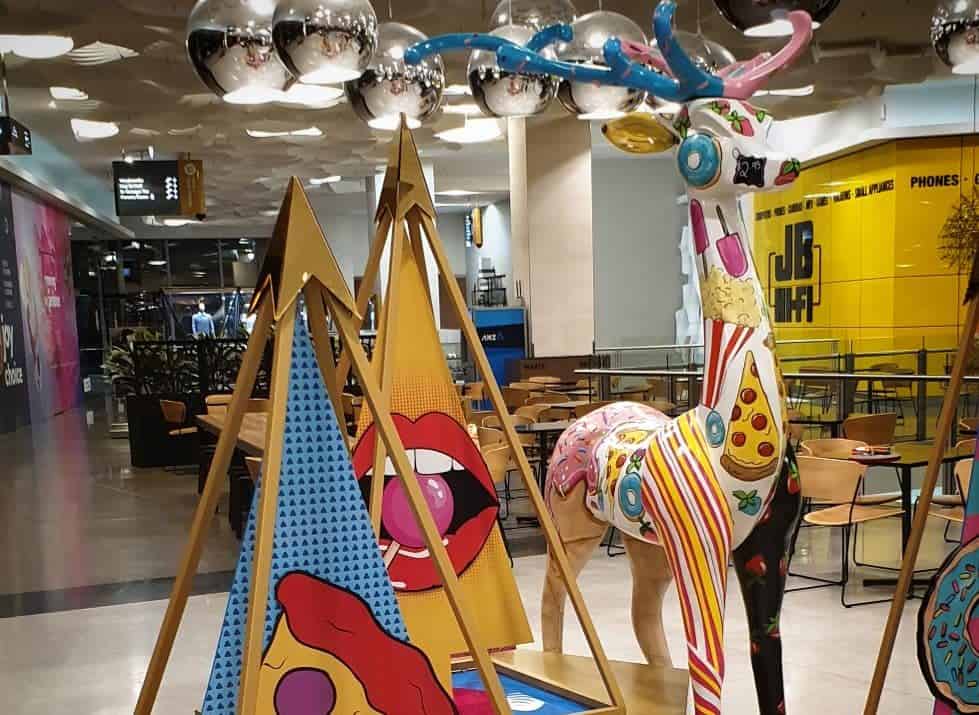 How a Christmas Display Becomes a Work of Art | Visual Inspirations